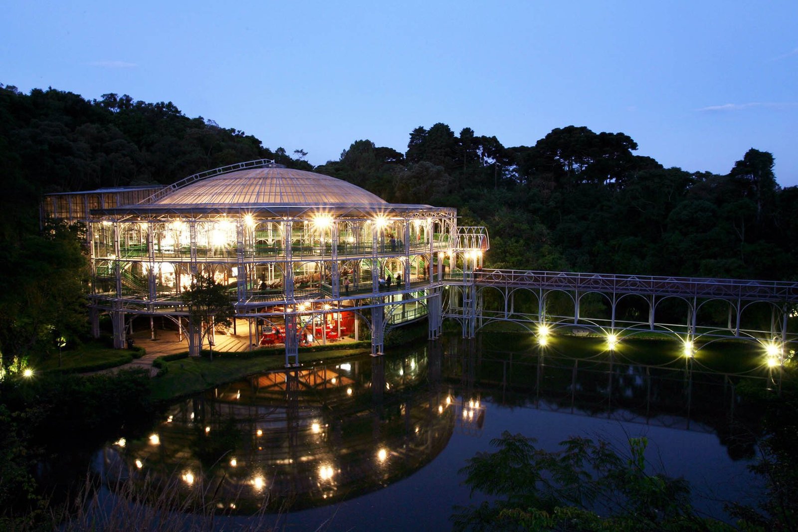 Visita à Ópera do Arame em Curitiba - PR - A hora do dinheiro